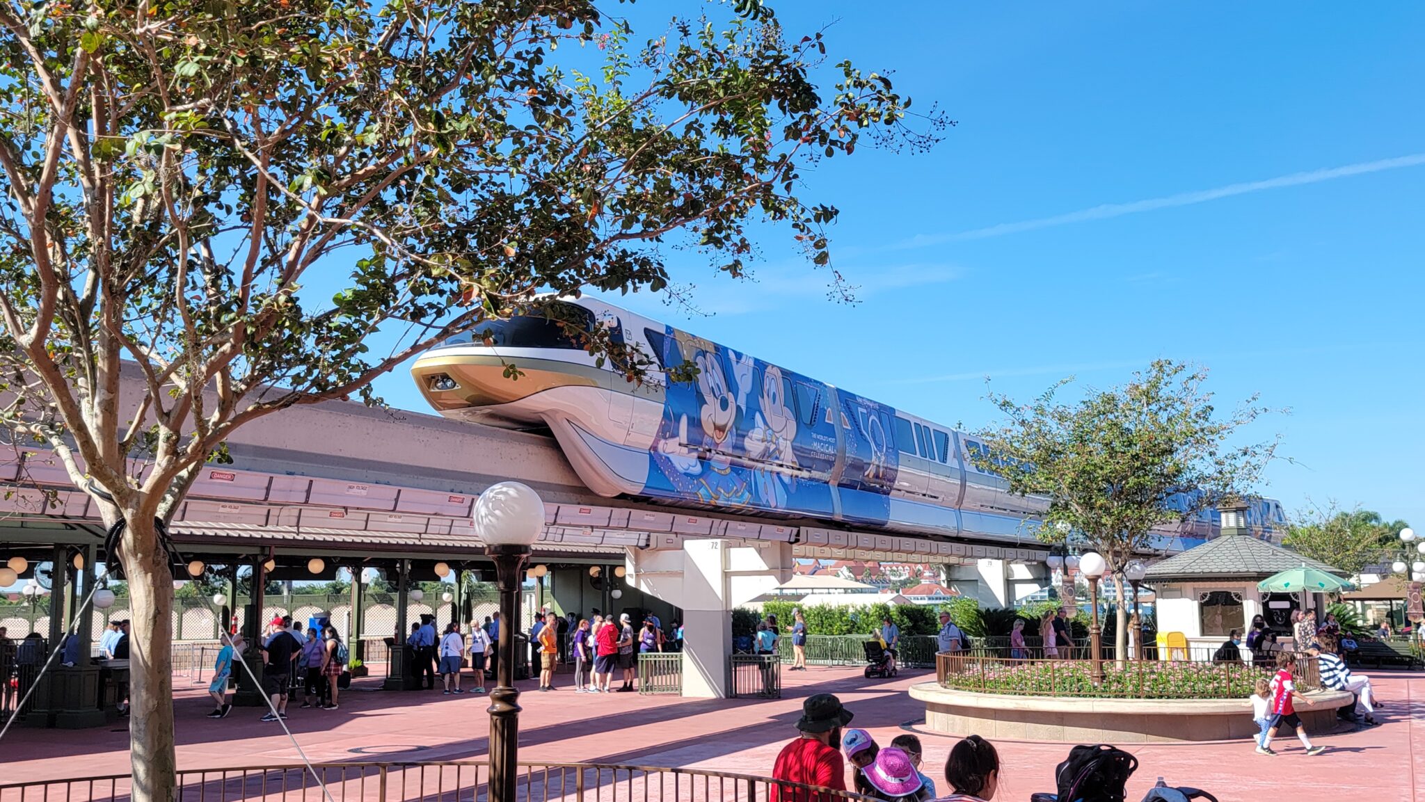 Disney World Monorail System Down Site Wide for Second Day | Chip and ...