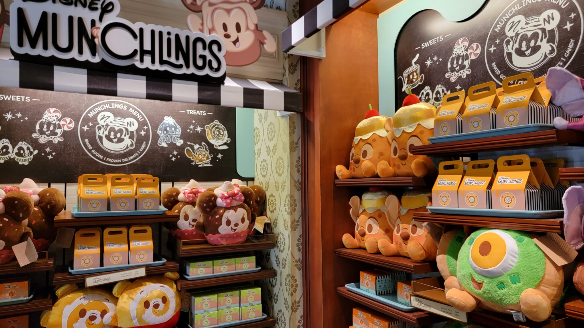 New Delicious Munchling Treats Now Available at Walt Disney World ...