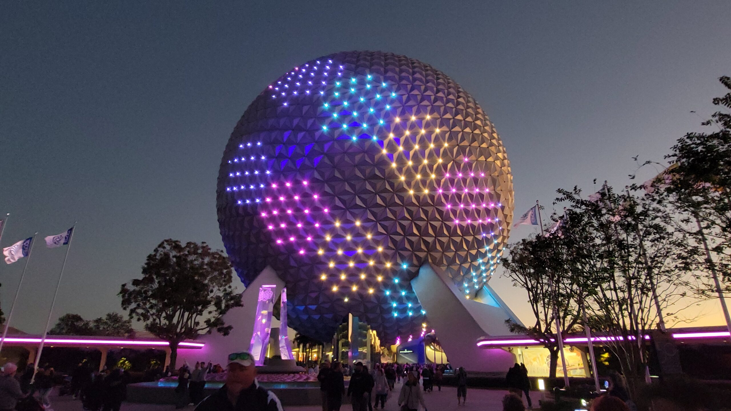 Video: Figment Beacon of Magic Show Now Showing in EPCOT | Chip and Company