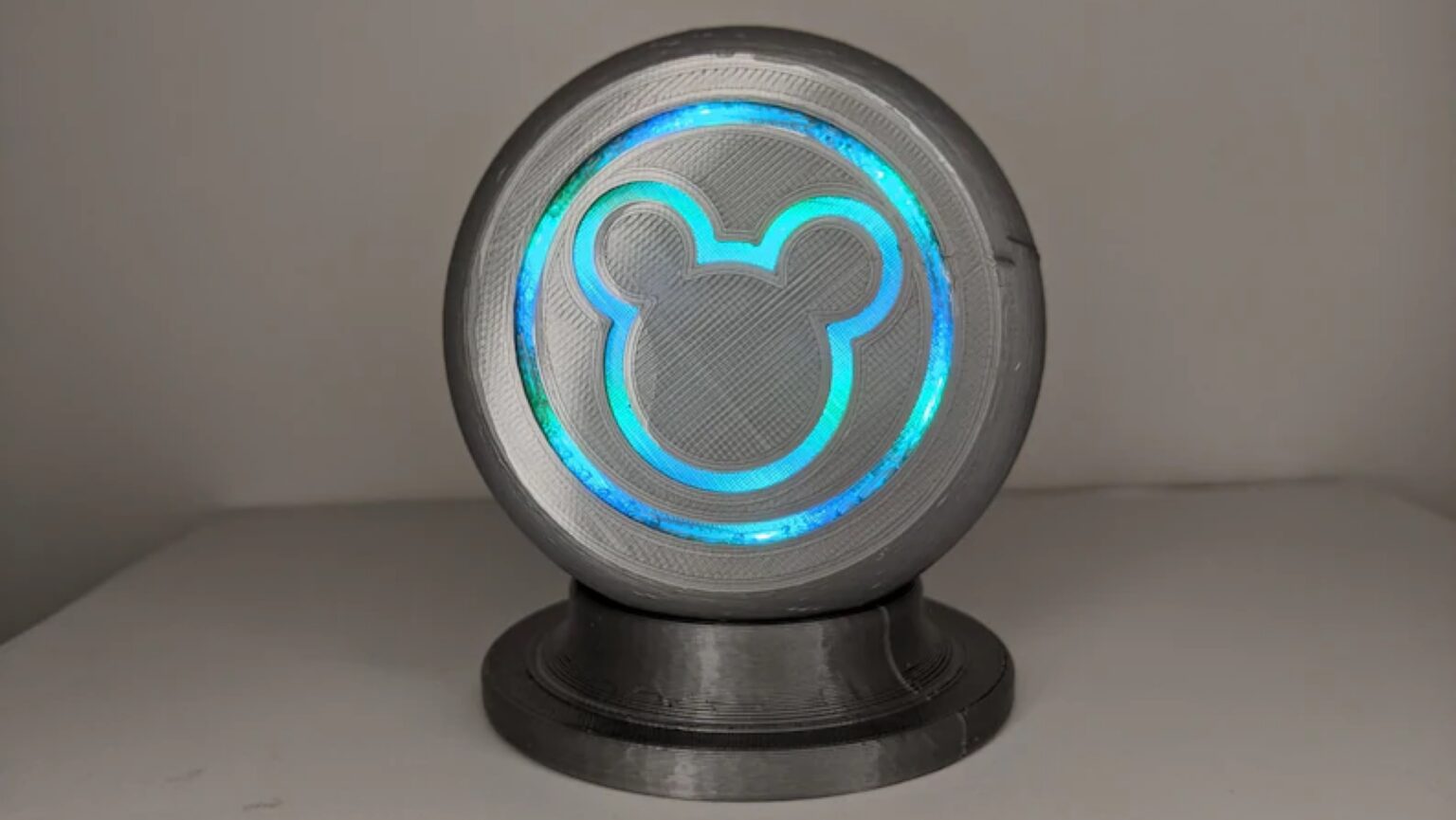 Disney MagicBand Scanner Light To Bring Magic To Your Home! | Chip and ...