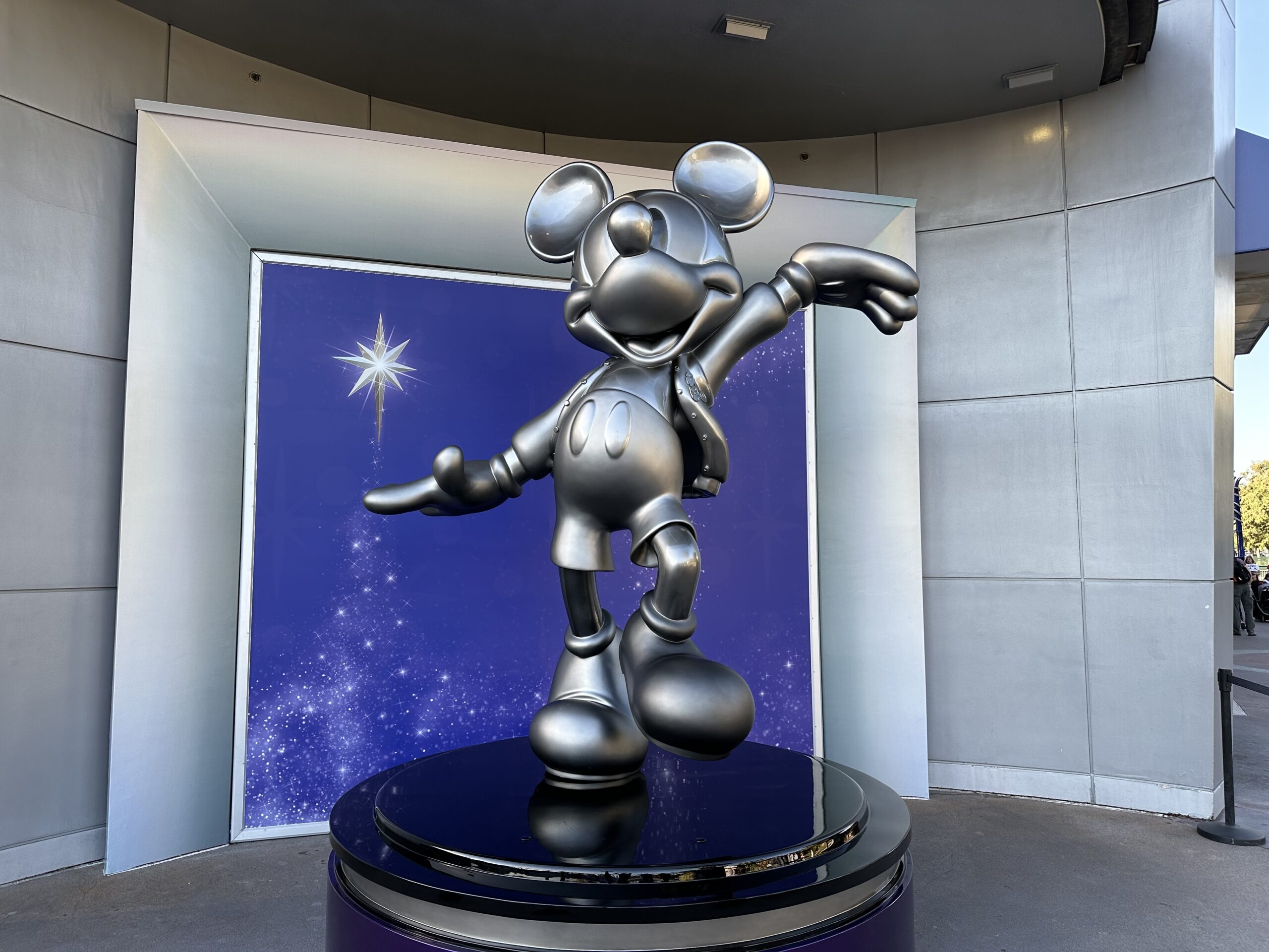 Mickey & Minnie Mouse Statues in Disneyland for Disney100 Celebration ...
