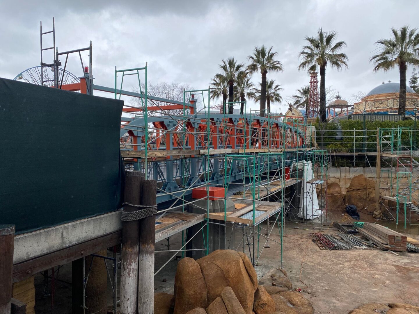 Bridge Painting underway for San Fransokyo Square at Disney California ...