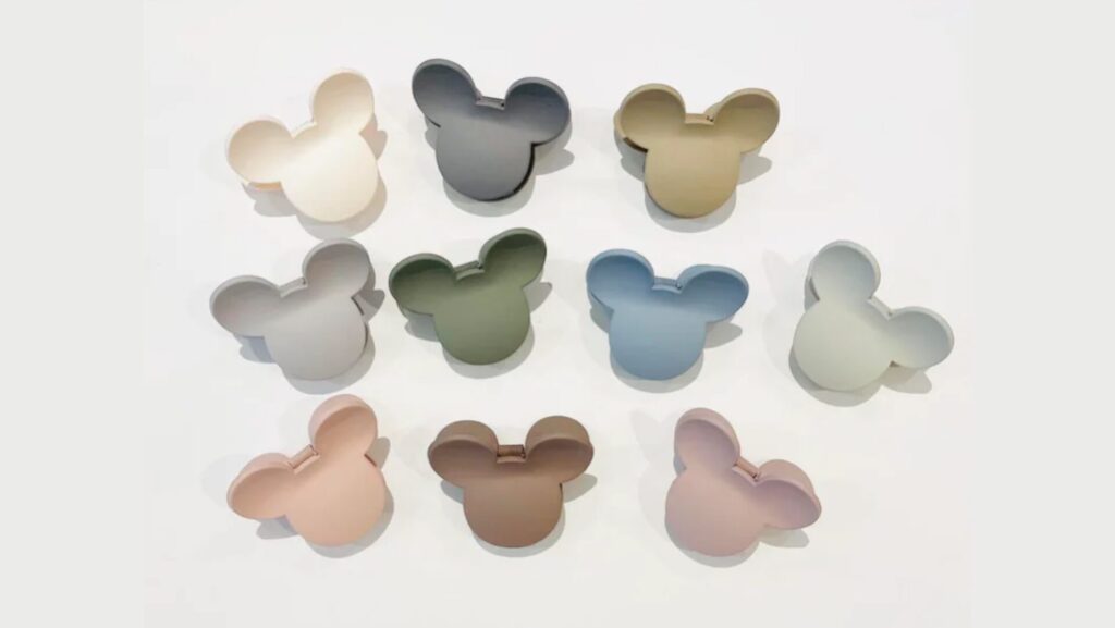 Mickey Mouse Claw Clips For A Magical Hairstyle! | Chip and Company