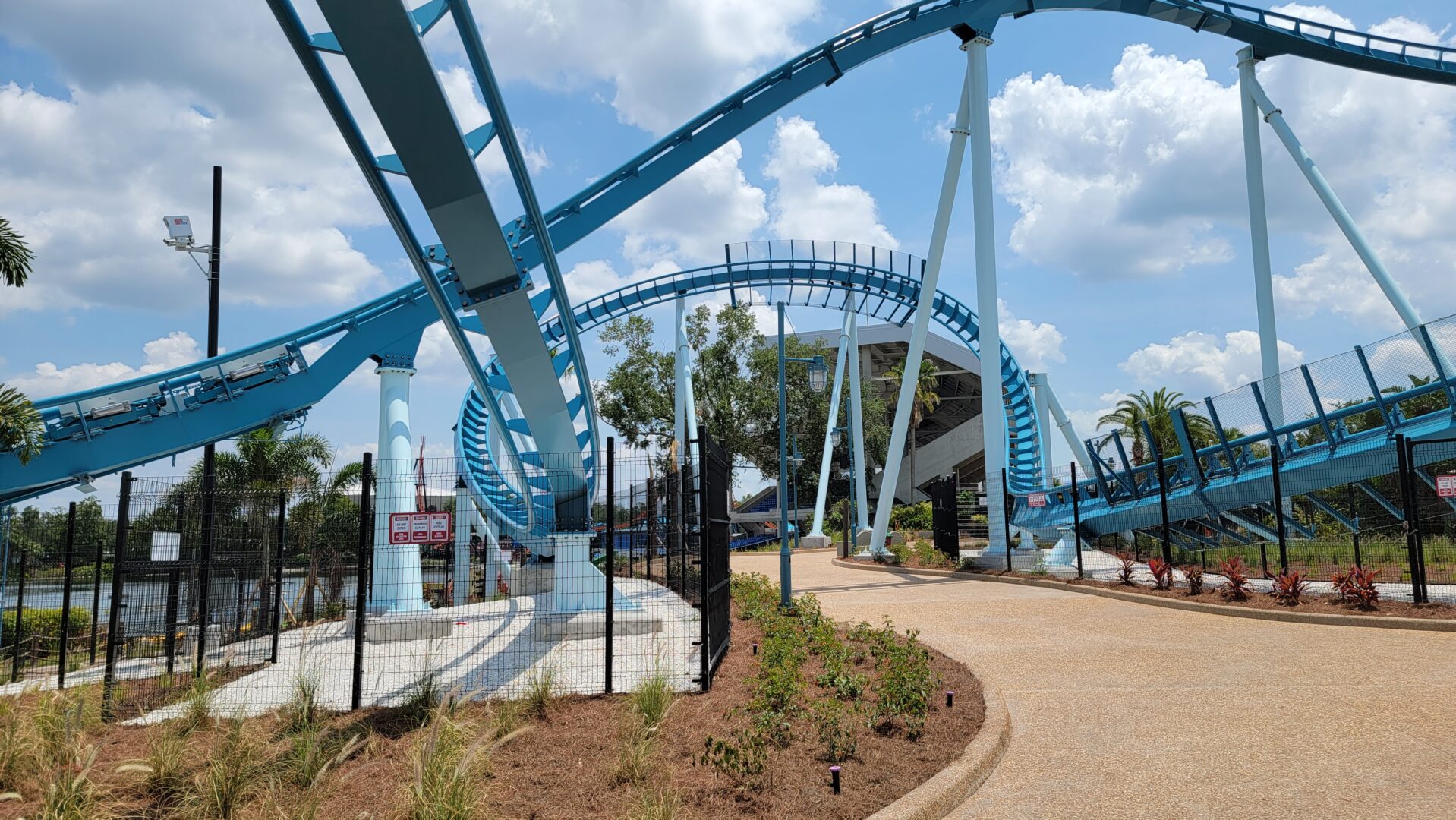 We Rode Pipeline: The Surf Coaster at SeaWorld Orlando - Our Review ...