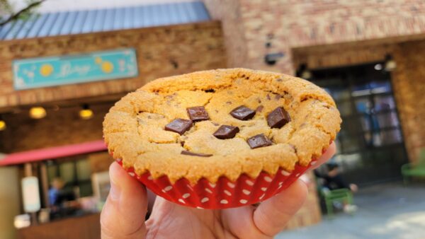 Jack-Jack's Num Num Cookie Returns to Hollywood Studios | Chip and Company