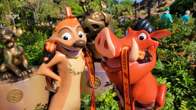 Timon Sipper Debuts at Disney's Animal Kingdom | Chip and Company