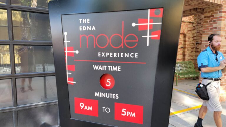 Pixar Place Reopens with Edna Mode Experience and Character Meet ...