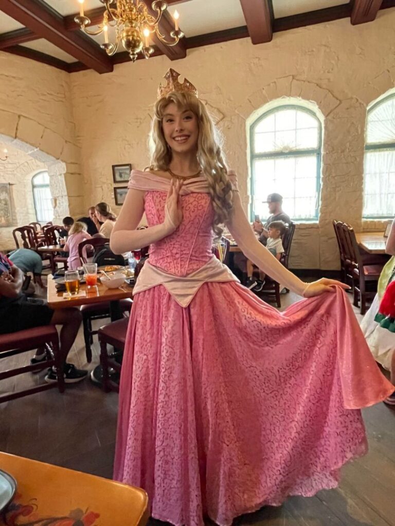 A Magical Review of Akershus Royal Banquet Hall's Princesses for Storybook Dining Breakfast ...