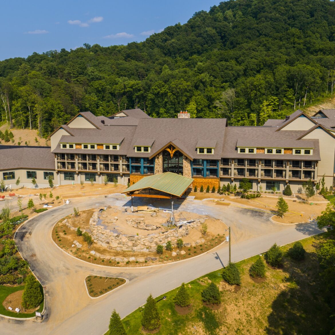 Bookings For Dollywood’s Heartsong Lodge & Resort Begin June 26th For ...