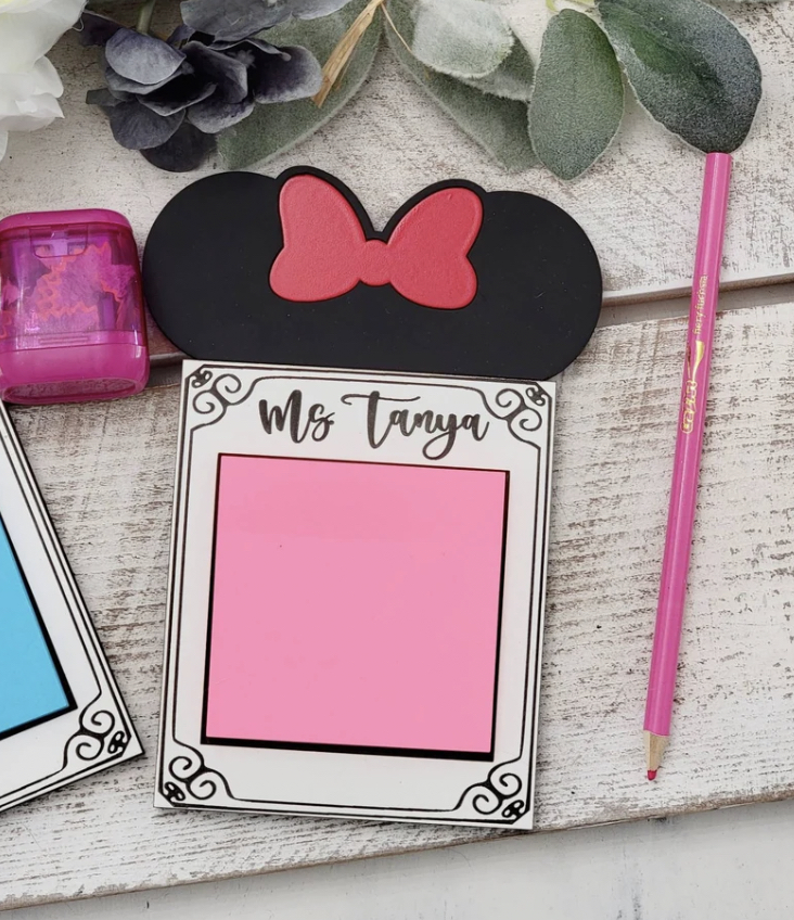 Super Cute Disney Sticky Notes Holder You Can Also Personalized! | Chip ...