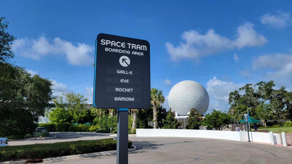 Disney Opens Eve Parking Lot in EPCOT | Chip and Company