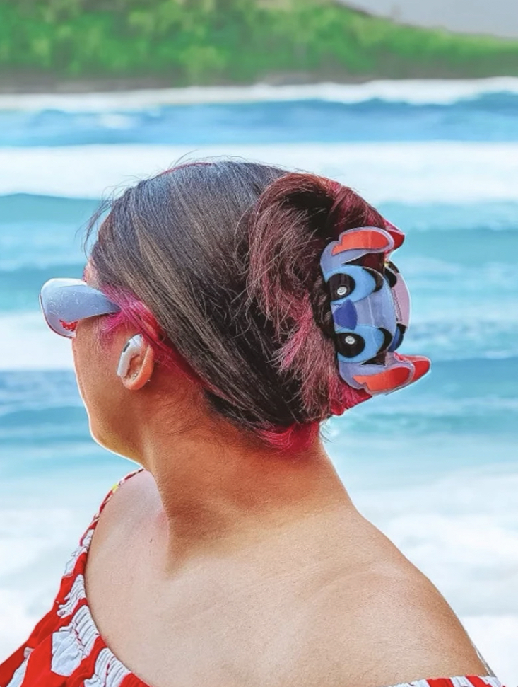 Say Aloha To A New Hairstyle With This Stitch Claw Clip! | Chip and Company