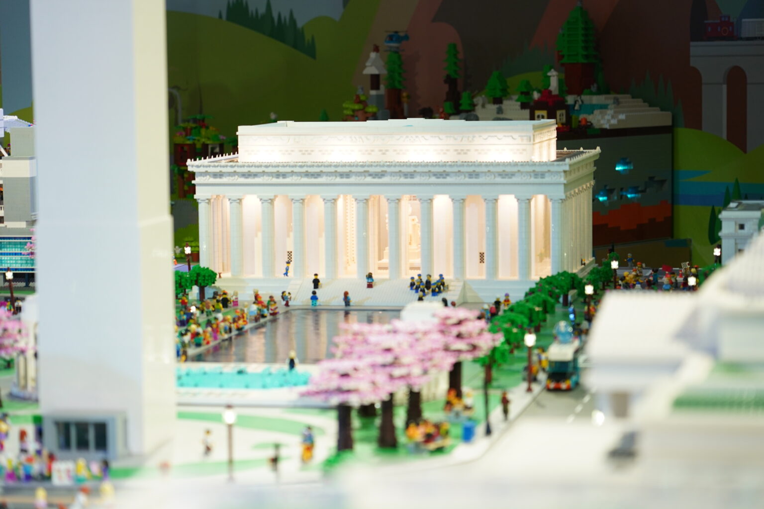 LEGO Discovery Center Washington, D.C. Unveils Mini World Ahead Of ...