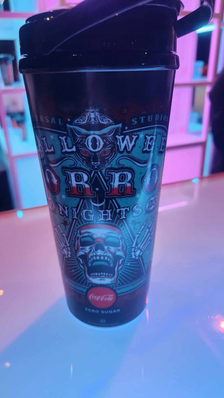 Sneak Peek at the Food & Drink Options at Halloween Horror Nights Taste ...