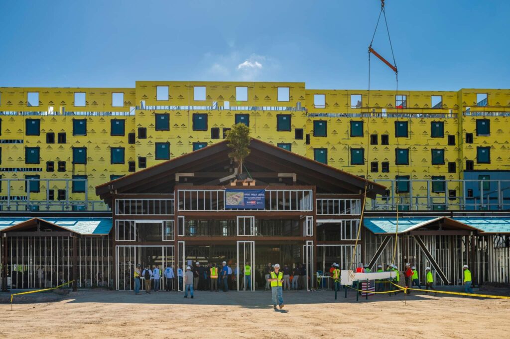 South Florida Great Wolf Lodge Celebrates 'Topping Out' with Special ...