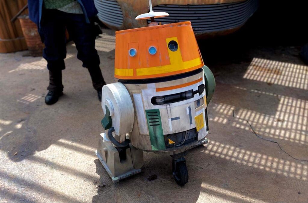 Hera and Chopper Meet and Greet Debut at Galaxy's Edge | Chip and Company