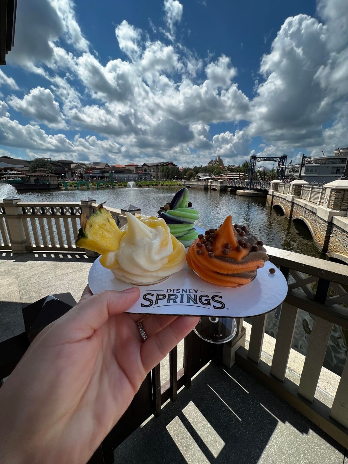 New Dole Whip Sampler at Swirls on the Water Delivers Amazing Flavors ...