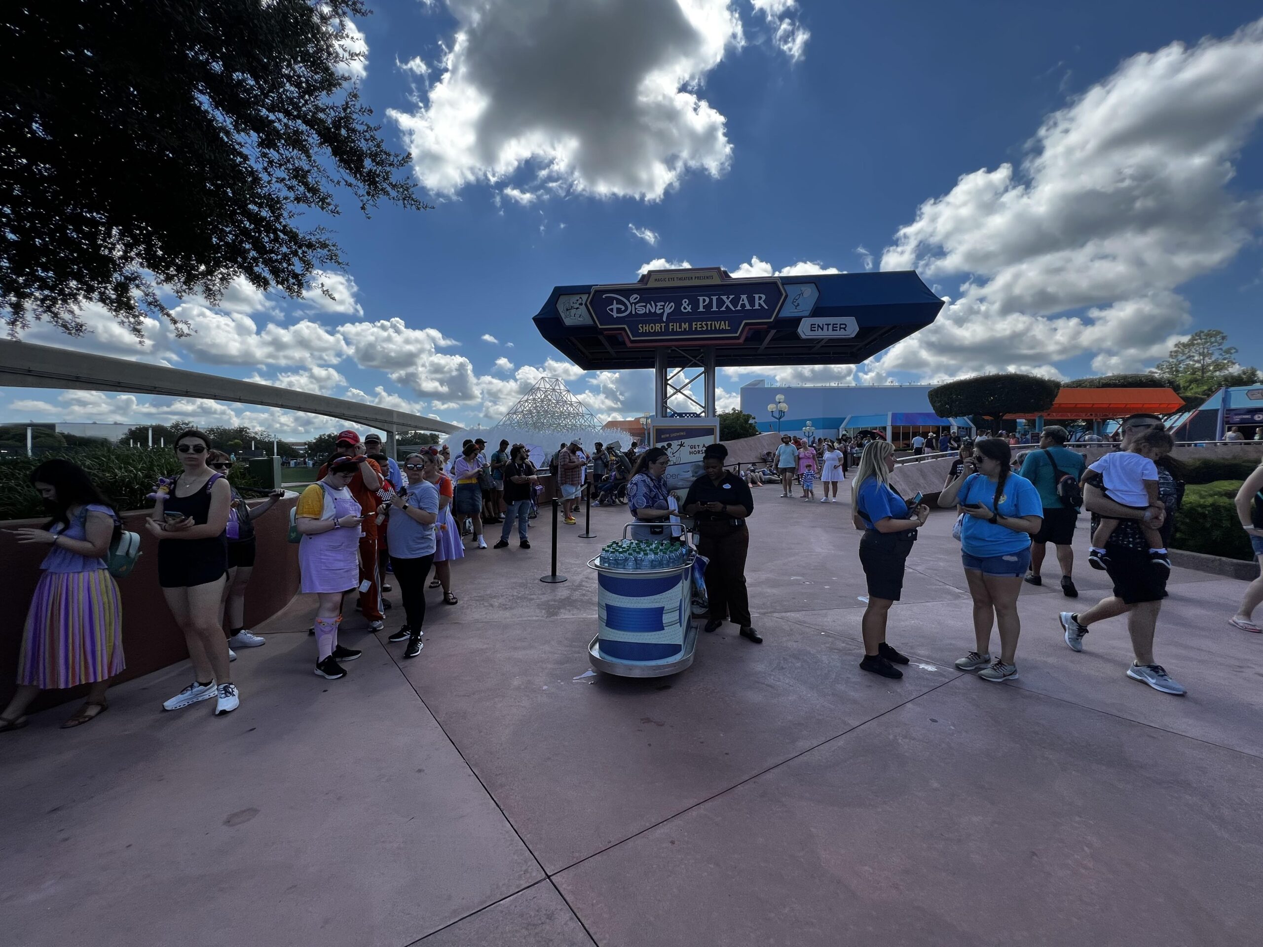 Figment Meet and Greet has Arrived in EPCOT | Chip and Company