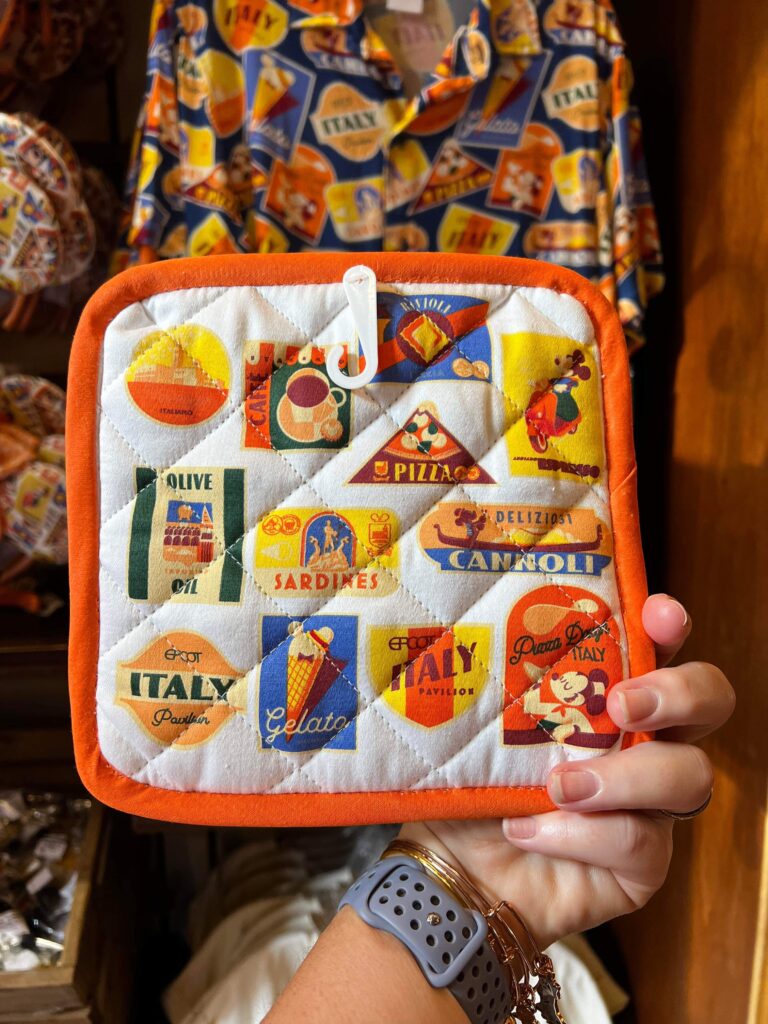 New Mickey And Minnie Italy Collection Spotted At Epcot! | Chip and Company