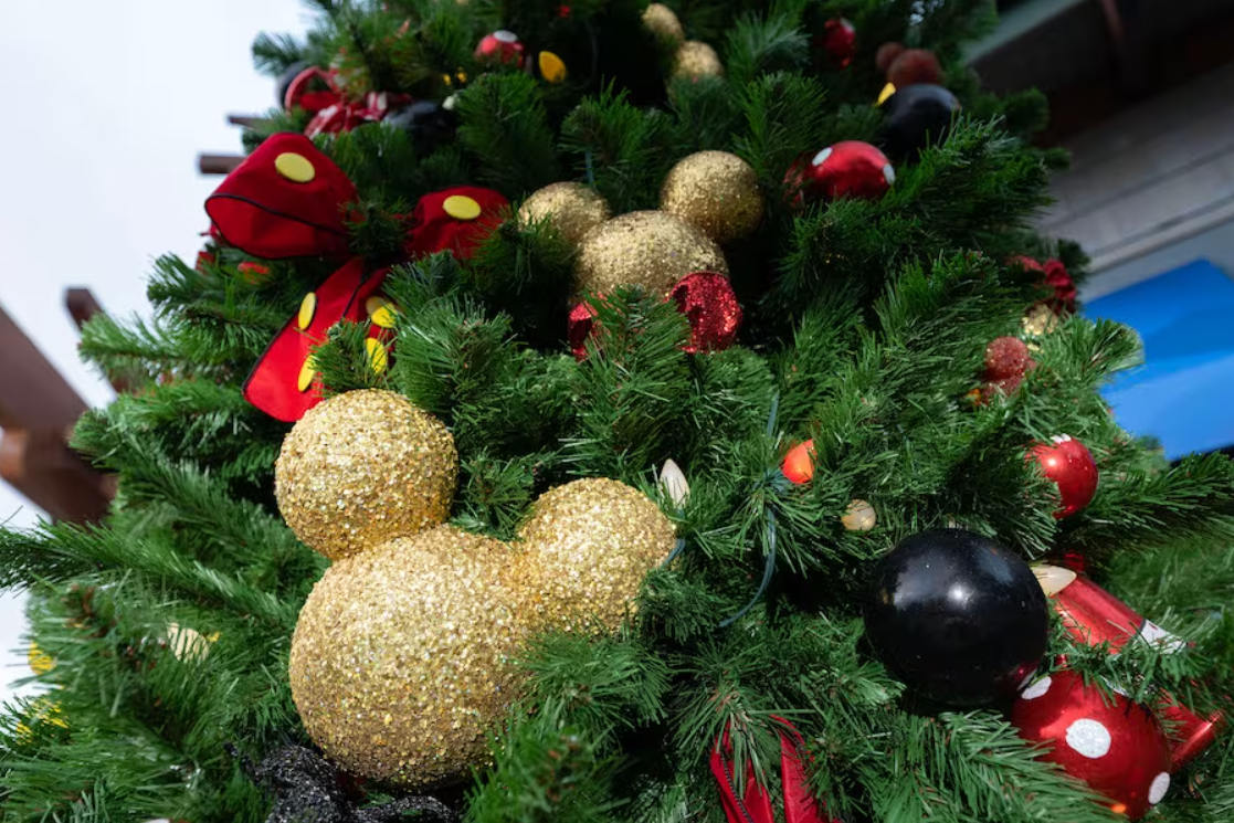 More Holiday Merriment Coming to the Disney World Theme Parks & Disney ...