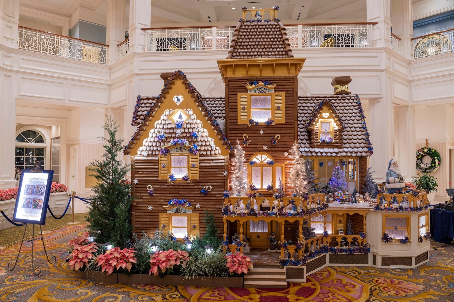Holiday Gingerbread Displays Returning to Disney World Resort Hotels ...