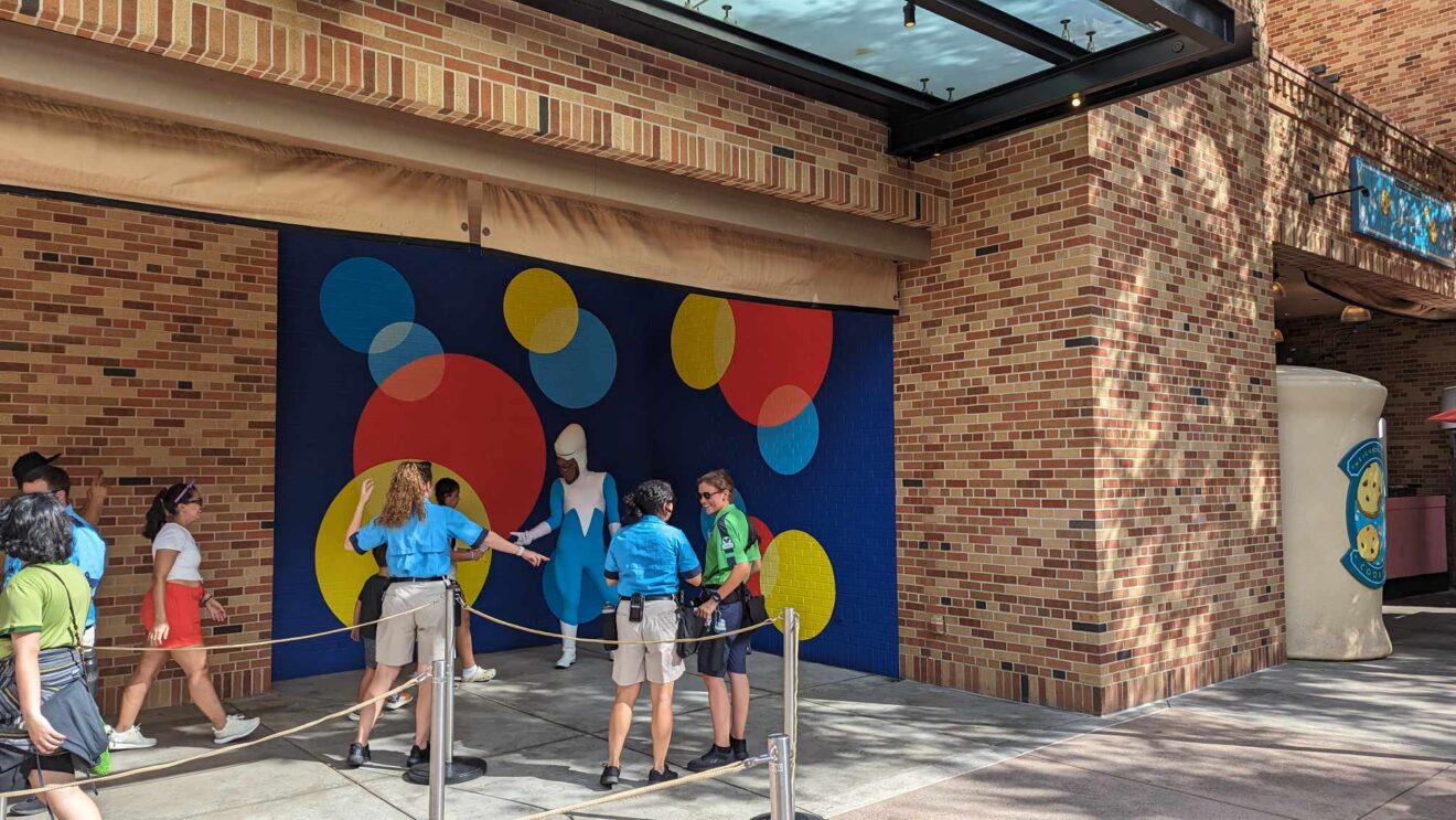 Frozone has New Meet & Greet Location in Hollywood Studios | Chip and ...