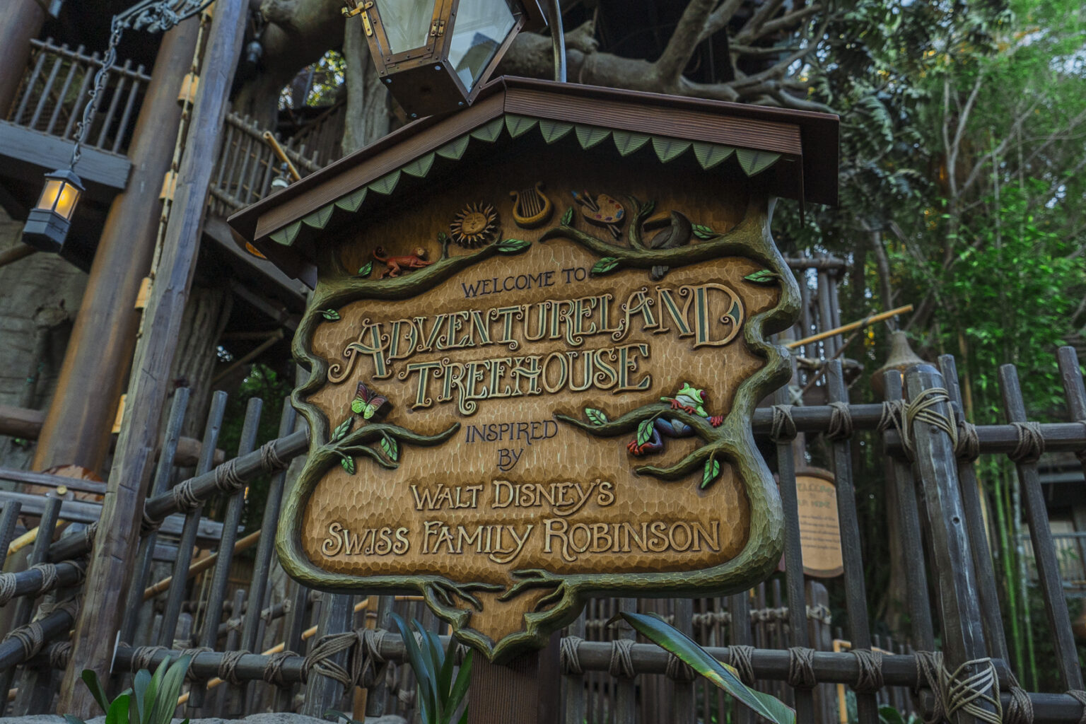 Adventureland Treehouse First Look from Disneyland | Chip and Company