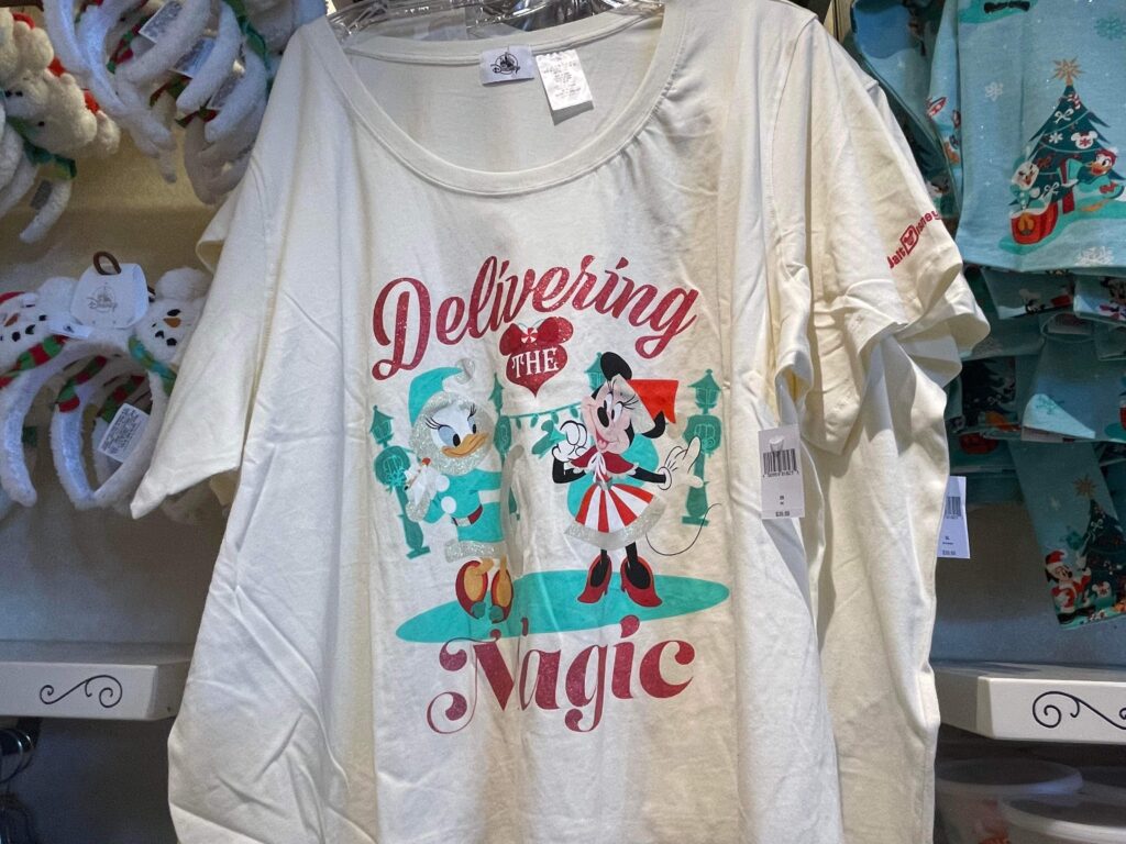 New Disney Holiday Merchandise Debuts At The Magic Kingdom! | Chip and ...