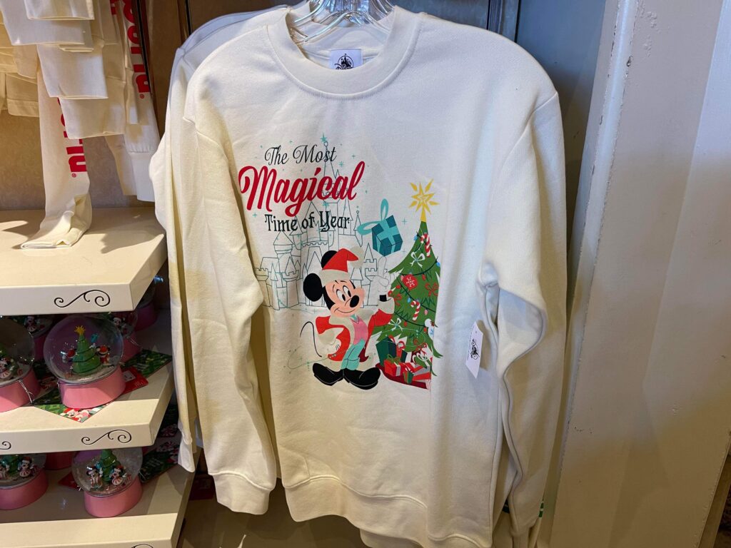 New Disney Holiday Merchandise Debuts At The Magic Kingdom! | Chip and ...
