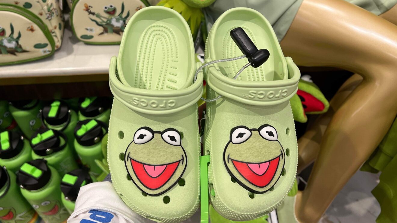New Kermit Crocs Spotted At Hollywood Studios! | Chip and Company