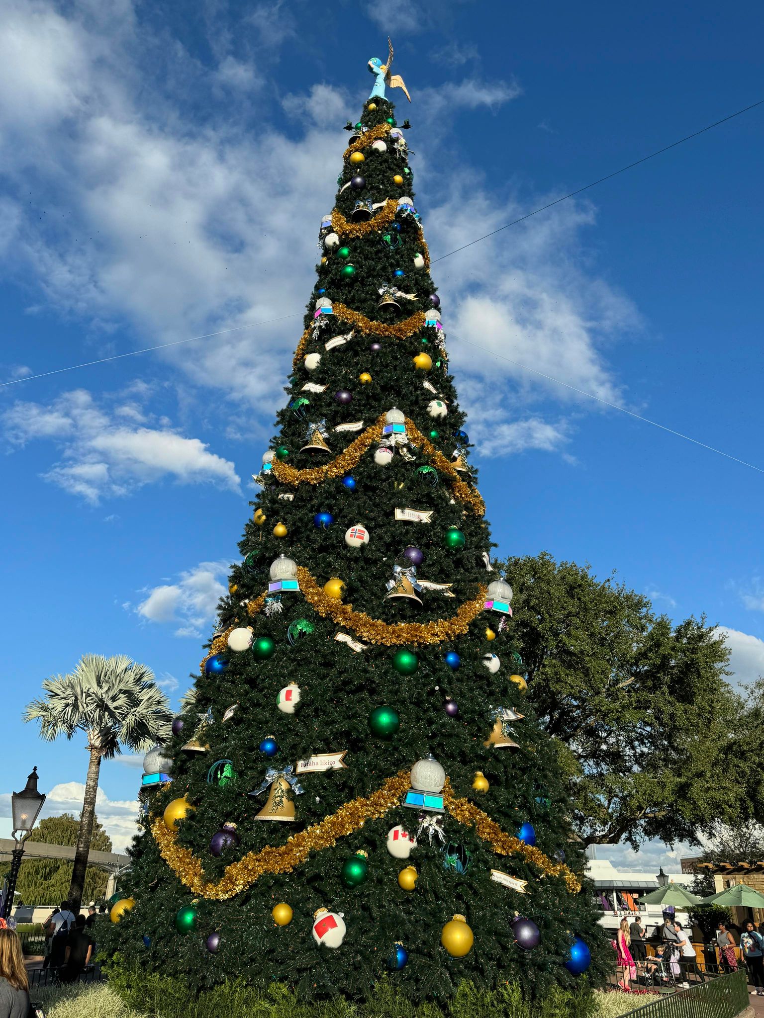 epcot-tree