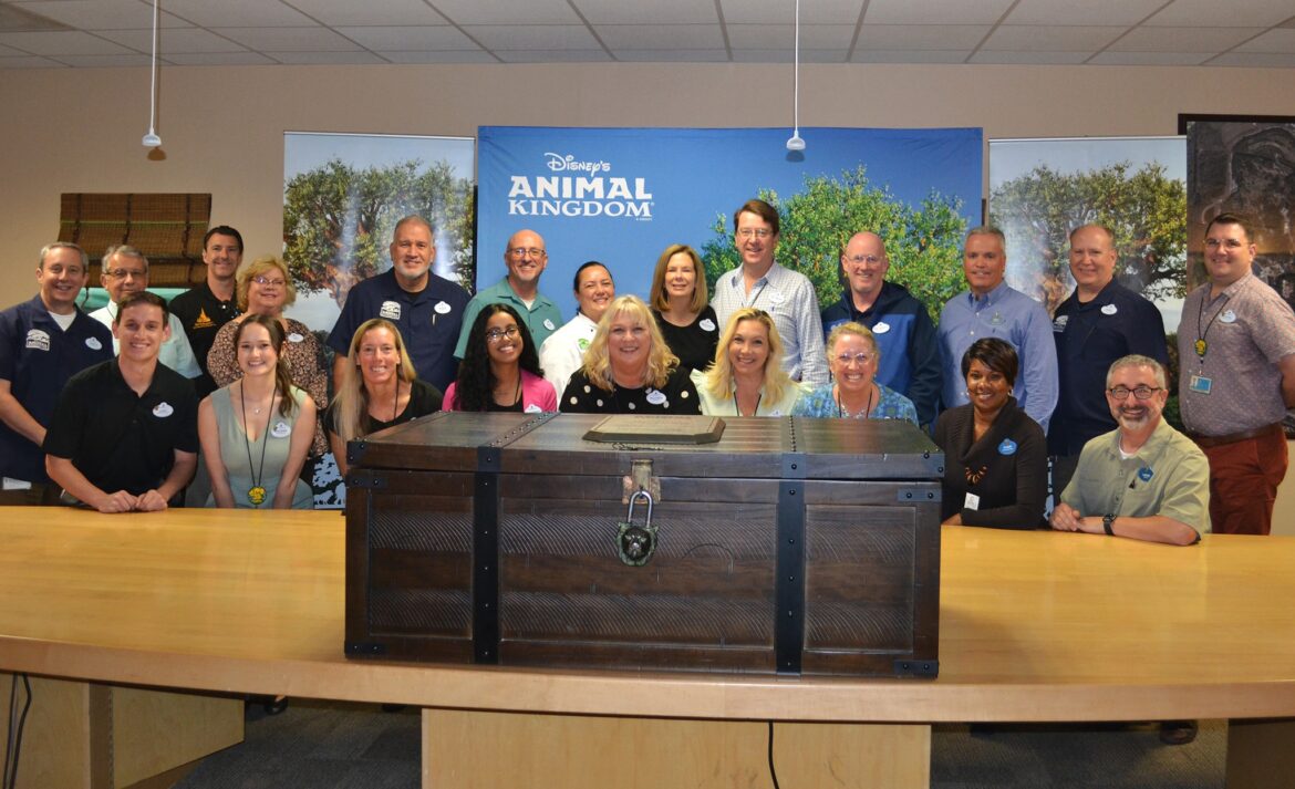 Disney's Animal Kingdom Cast Members Celebrate 25th Anniversary with a ...