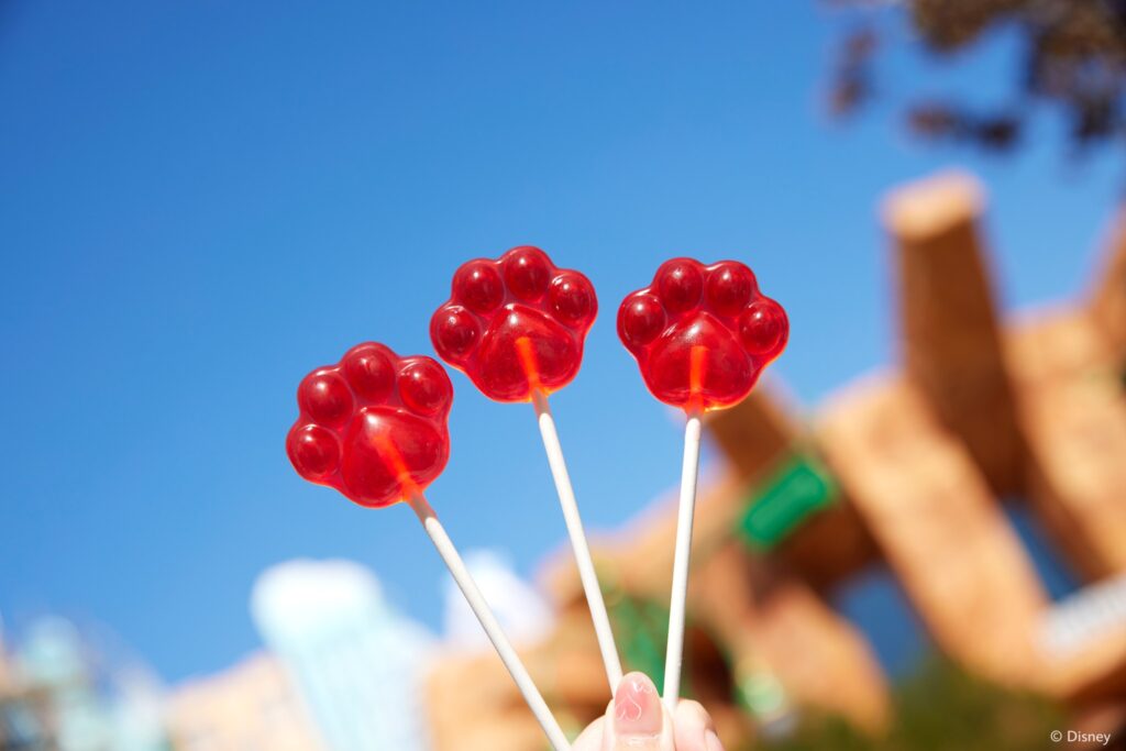 Closer Look at Our Favorite Foods Now Available in Zootopia at Shanghai ...