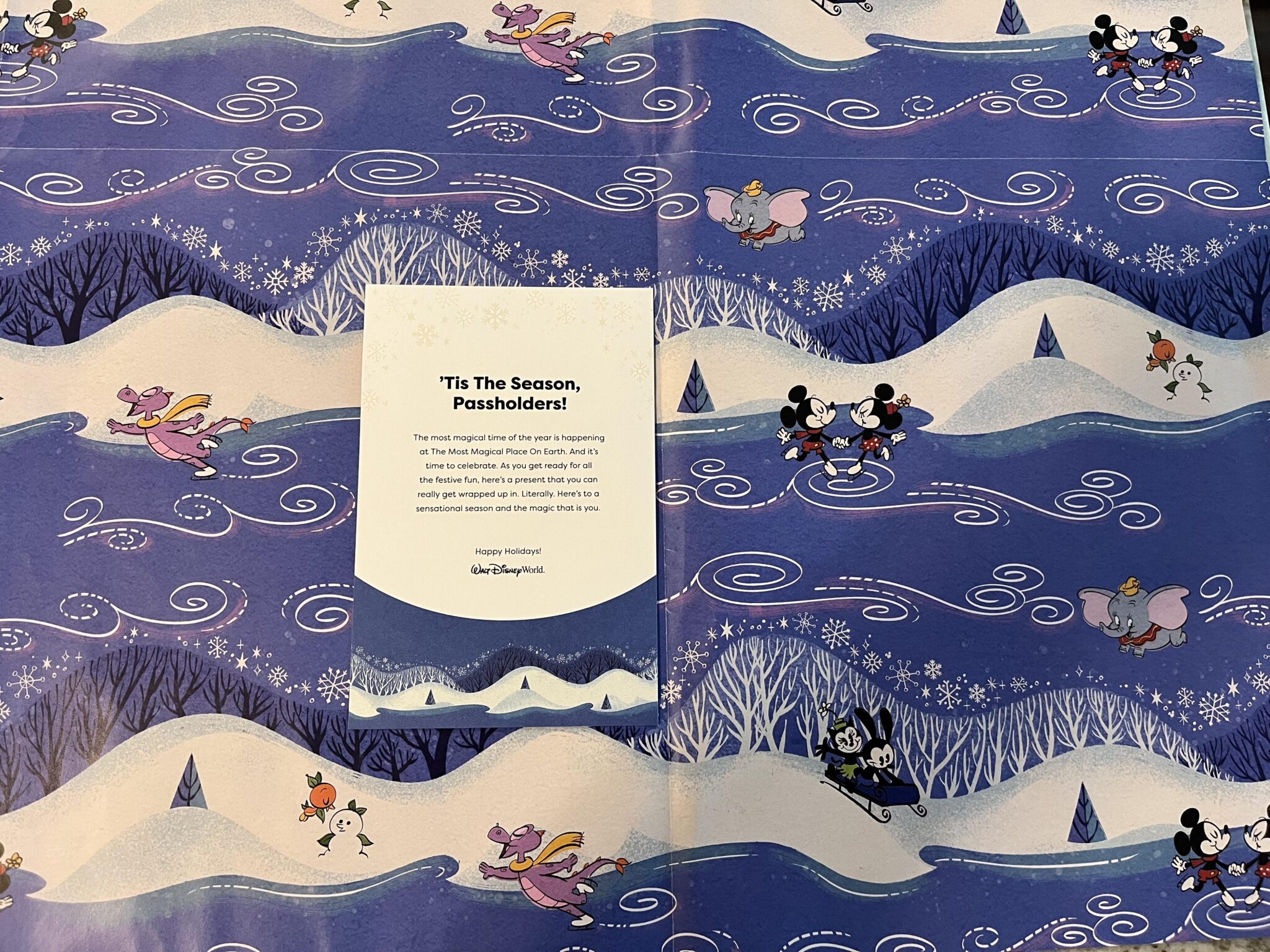 Walt Disney World Sending Annual Passholders Wrapping Paper and Gift ...