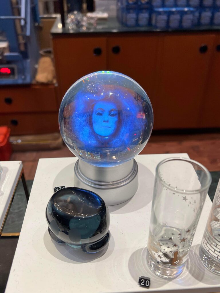 A Madame Leota 3D Crystal Ball Materialized At Magic Kingdom! | Chip ...