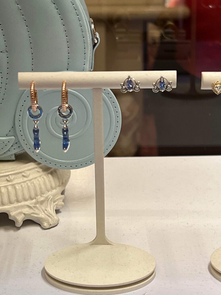 Have A Ball With The New Cinderella x Pandora Collection Now At Magic ...