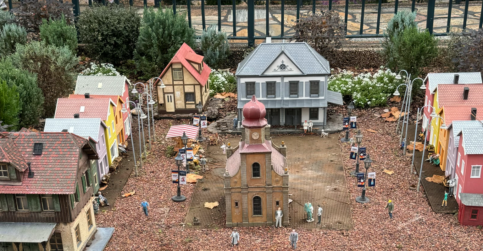 Epcot Model Trains Celebrating Festival of the Arts | Chip and Company
