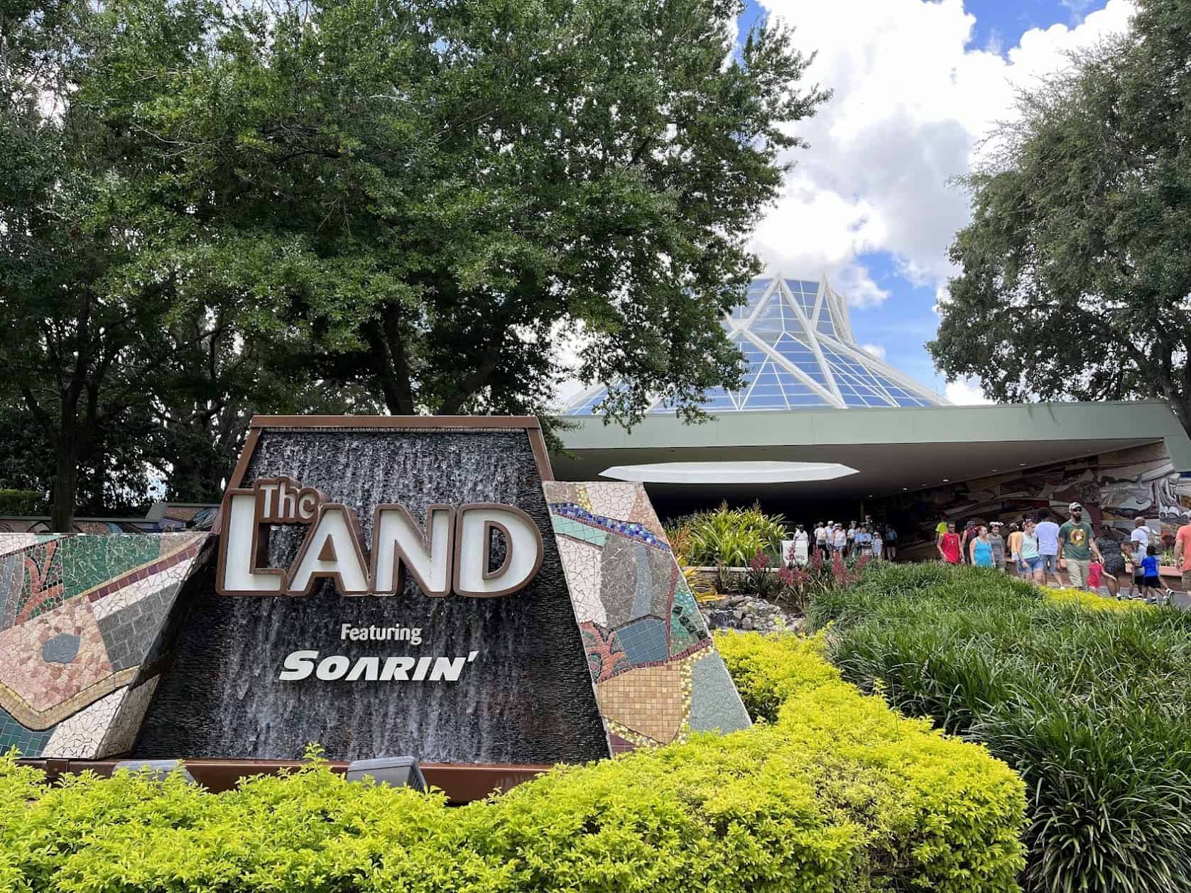 Disney Announces End Date for Soarin Over California | Chip and Company