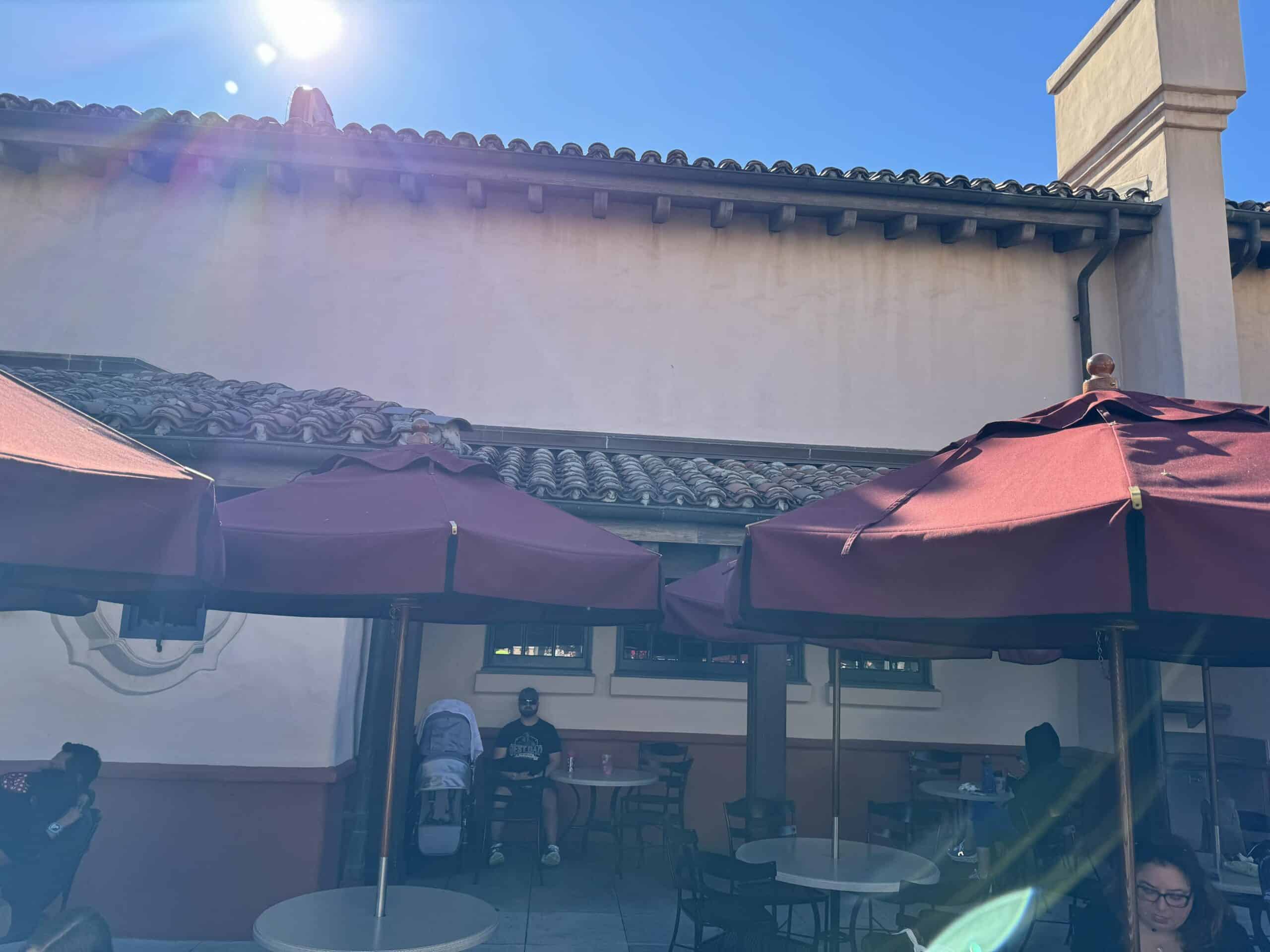 Sign Removed from Starring Rolls Cafe in Hollywood Studios After 7-Year ...