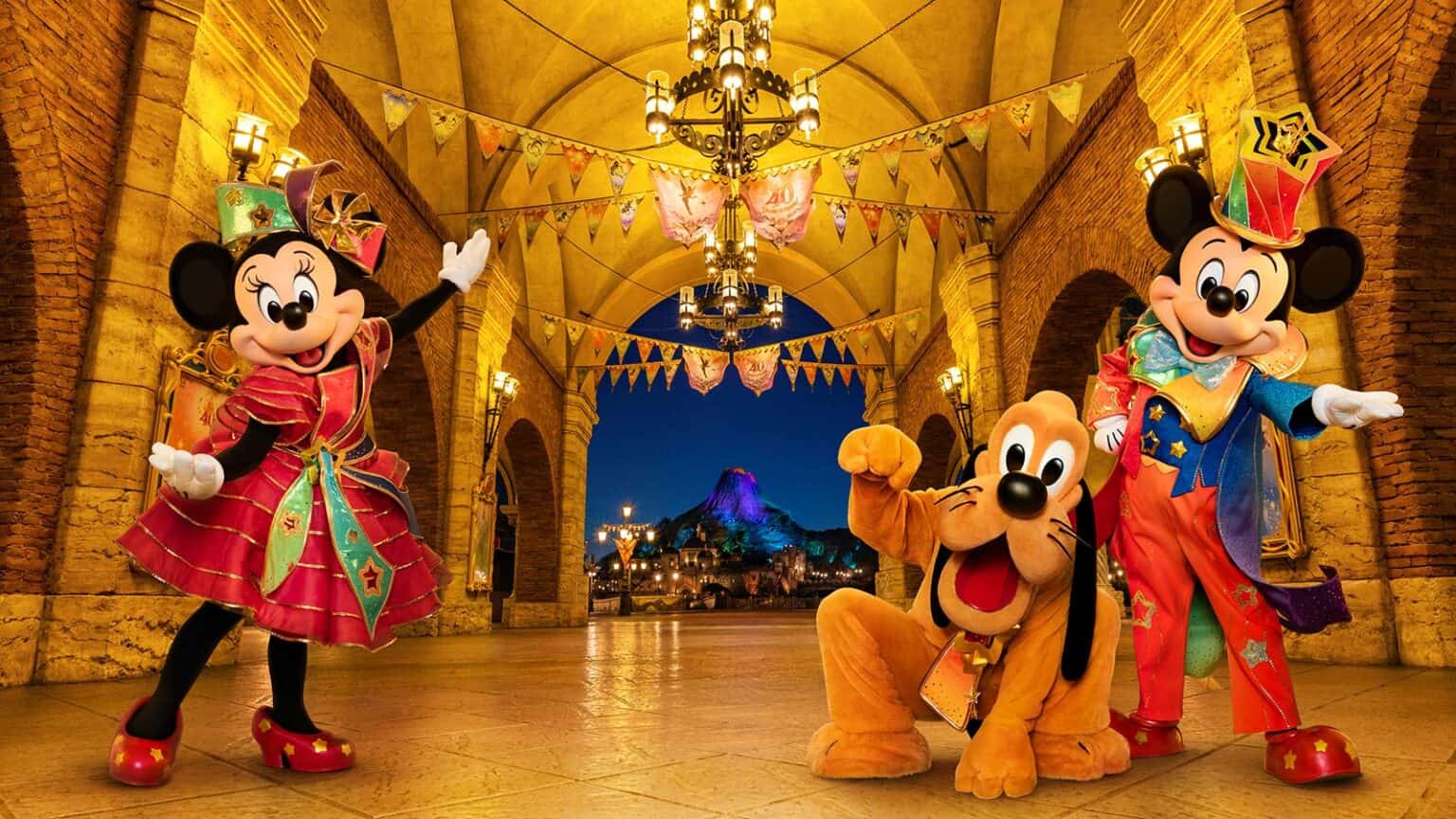 First Ever Tangled Ride - Rapunzel’s Lantern Festival Opening in ...