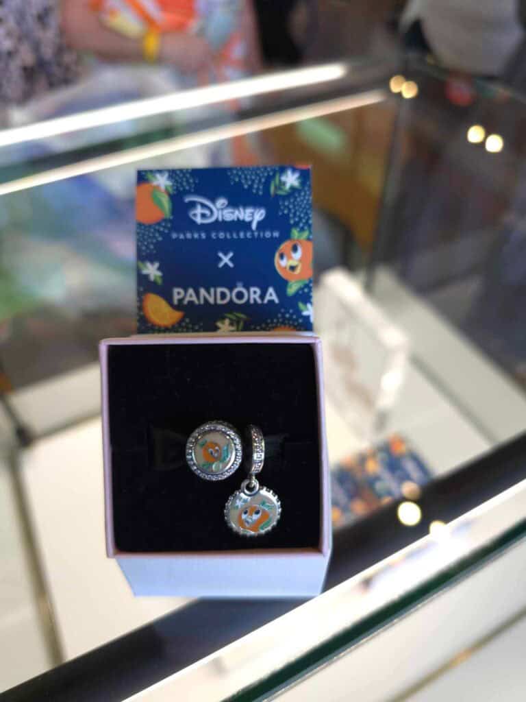 New Orange Bird Pandora Charm Spotted At Epcot! | Chip and Company