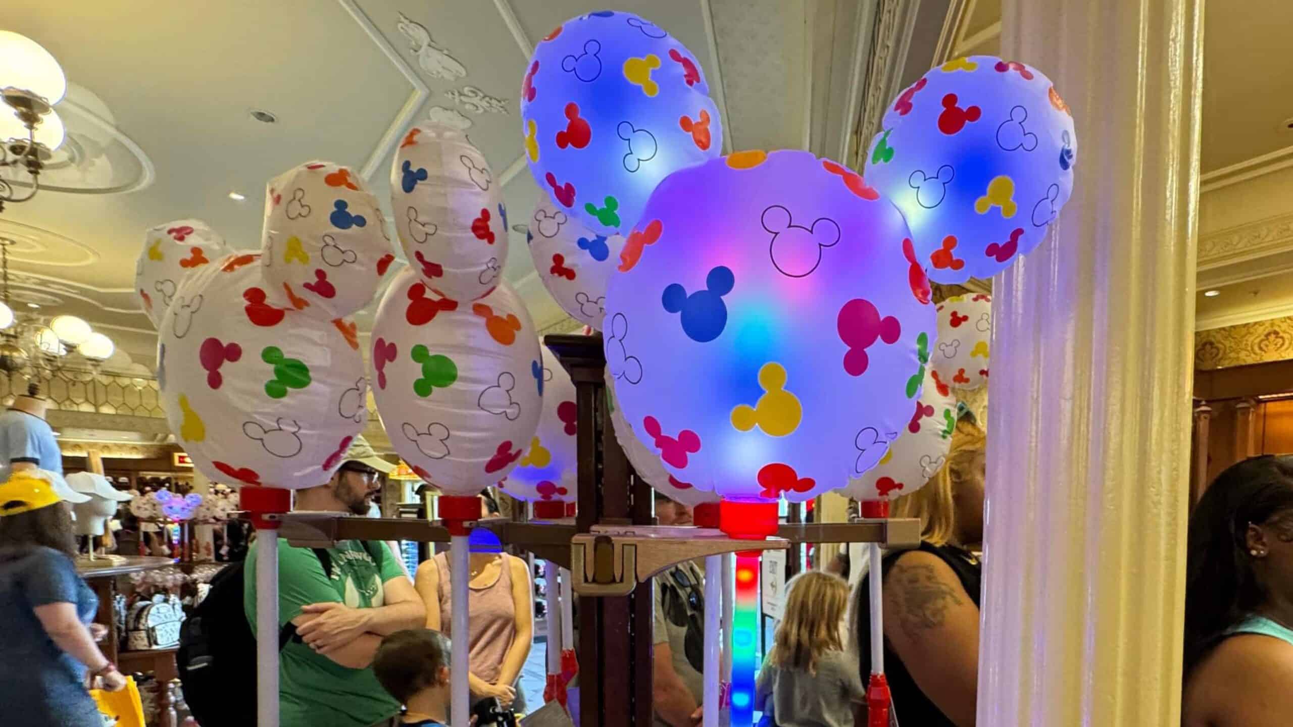 New Inflatable Mickey Mouse Balloon Glow Wand Spotted At Magic Kingdom ...