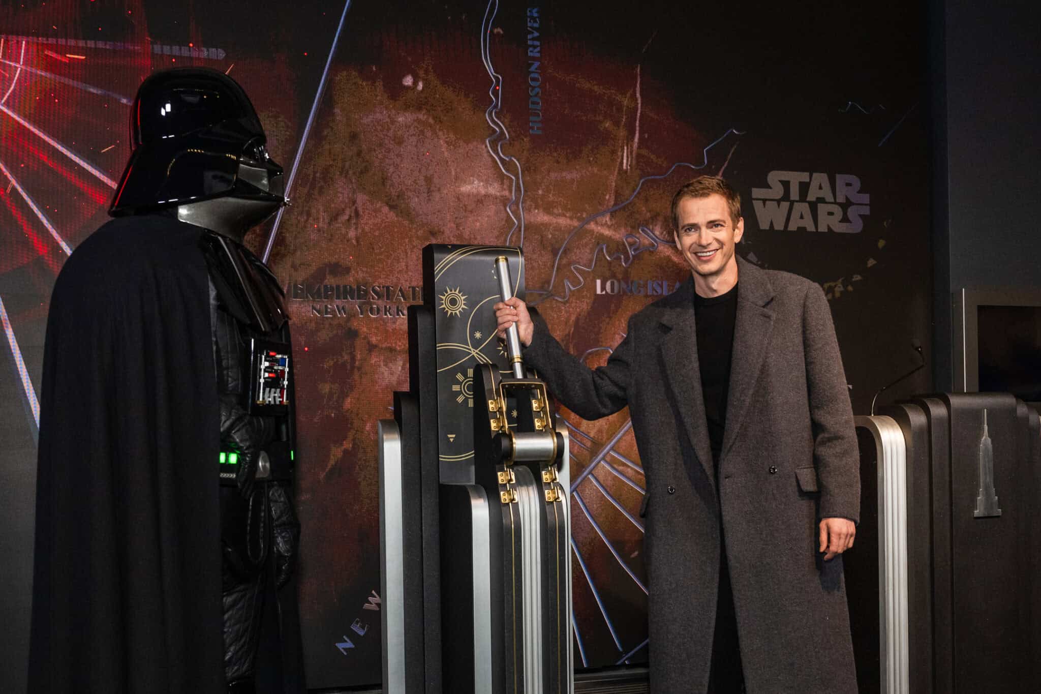 Star Wars Takes Over the Empire State Building in New York City | Chip ...