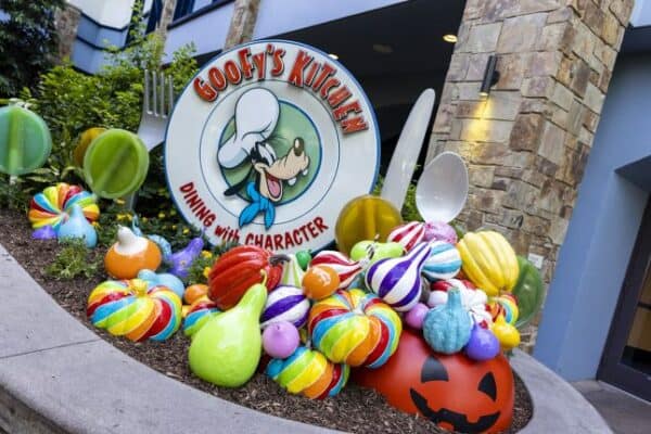 Goofy’s Kitchen Increase Prices Ahead of Halloween Character Dining ...