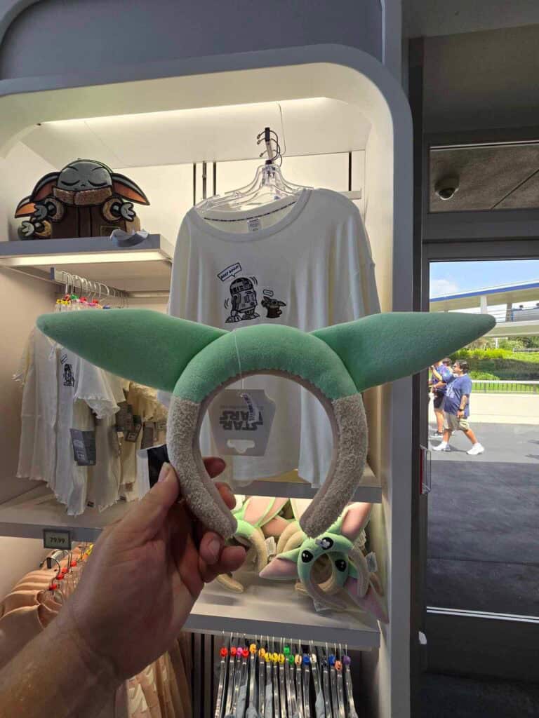 Baby Yoda Gets a Glow-Up: New Grogu Ear Headband Delights Fans at Magic ...
