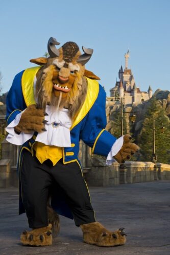 Beast Meet & Greet Returns to Be Our Guest Restaurant in the Magic ...