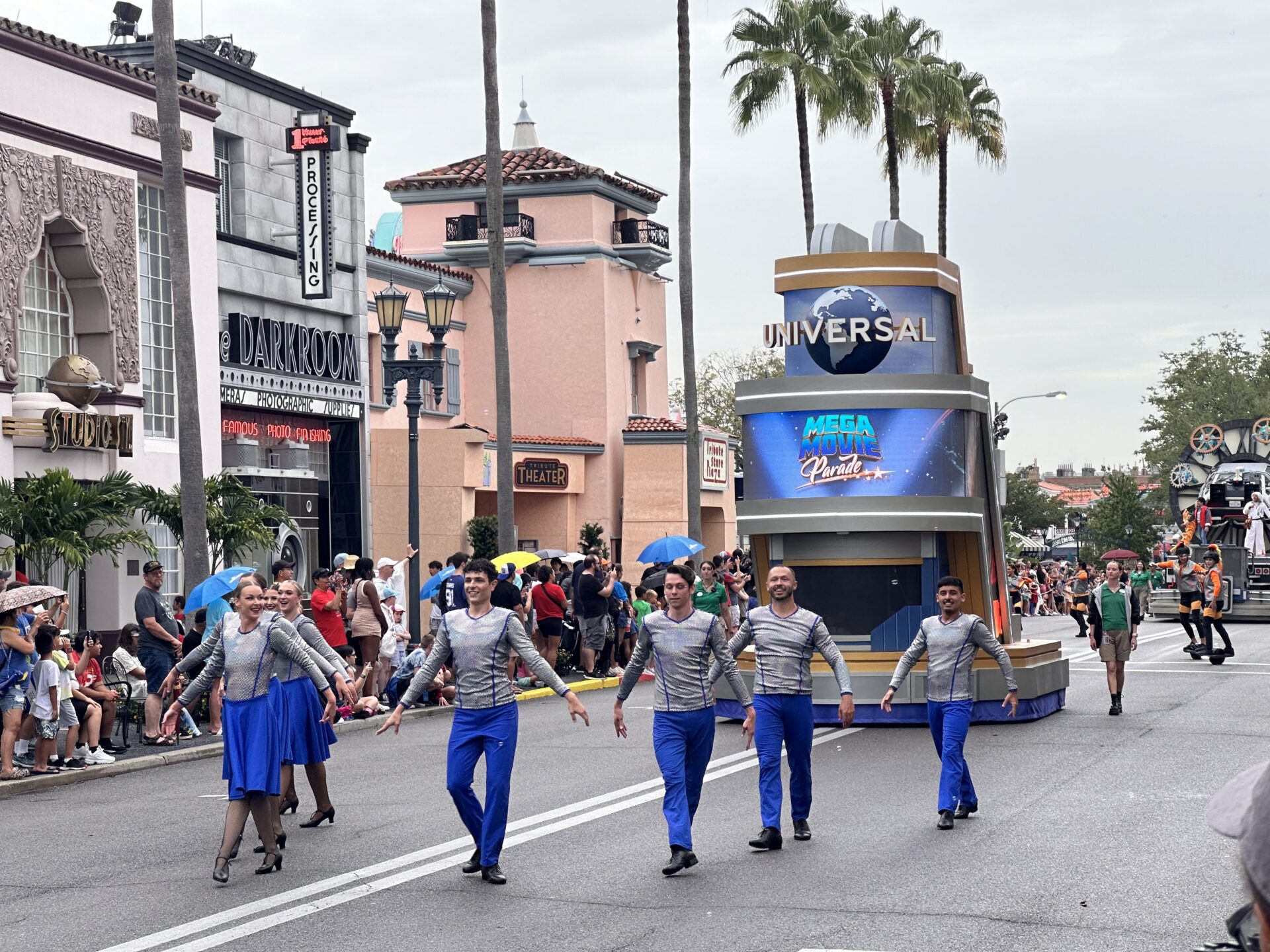 Universal Orlando Mega Movie Parade First Look | Chip and Company
