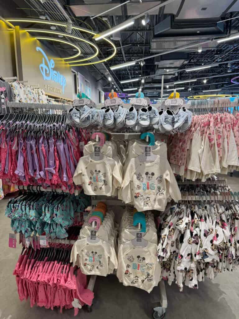 Primark Brings Disney Magic to The Florida Mall! | Chip and Company