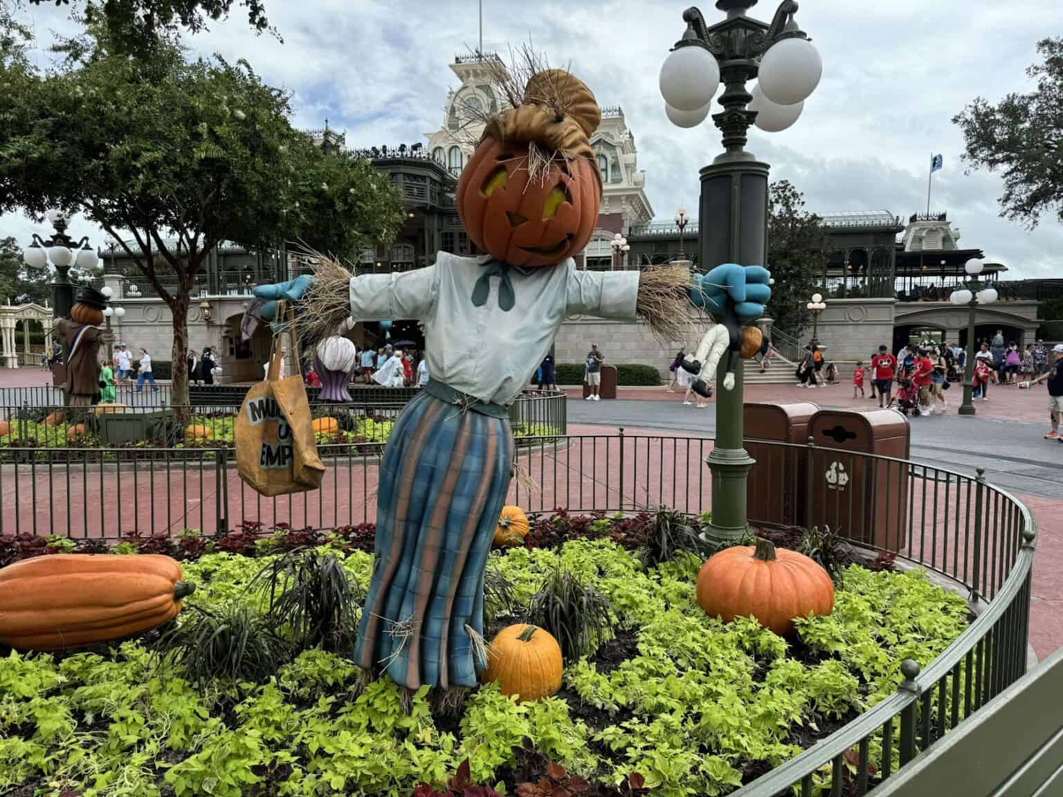 Halloween Decorations Arrive in the Magic Kingdom Ahead of Mickey’s Not ...