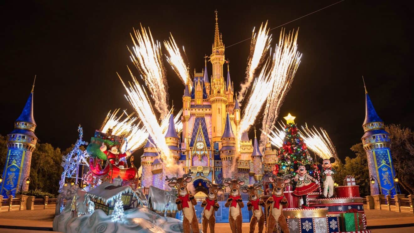 First Night of Mickey's Very Merry Christmas Party is Now Sold Out | Chip and Company